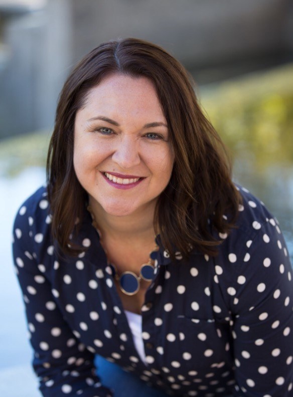 A Redesigned Life: An Interview with Tracey Steel : Jennifer Hand